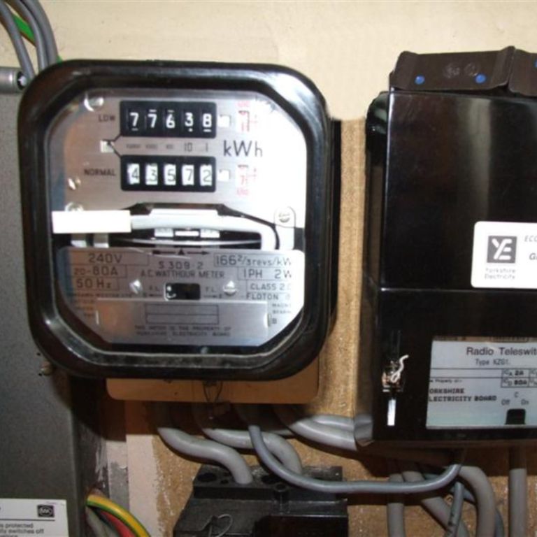 How to read your Business Energy Meter - Green Energy Advice Bureau